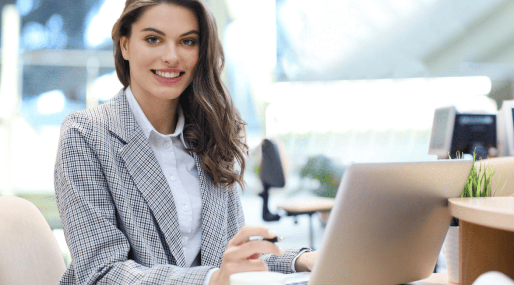 AI-Powered Reporting and Analytics: Empowering Data-Driven HR Decision ... AI-Powered Reporting and Analytics: Empowering Data-Driven HR Decision ...